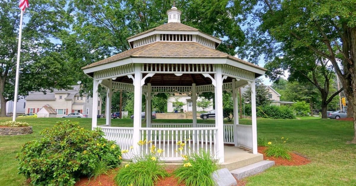 Where To Put Gazebo In Backyard- Finding the Perfect Spot 2025 - Gazebo ...